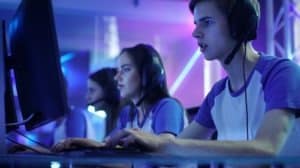 Professional Gamers Salary: How Much Do Pro Gamers Earn?